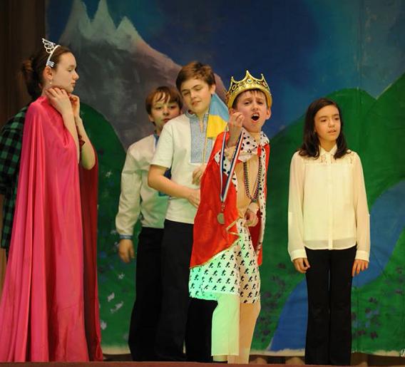 Emperor's New Clothes Play Script for Kids to Perform